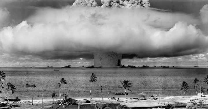 The Atomic Bombings of Hiroshima and Nagasaki: Dark, Terrible ...